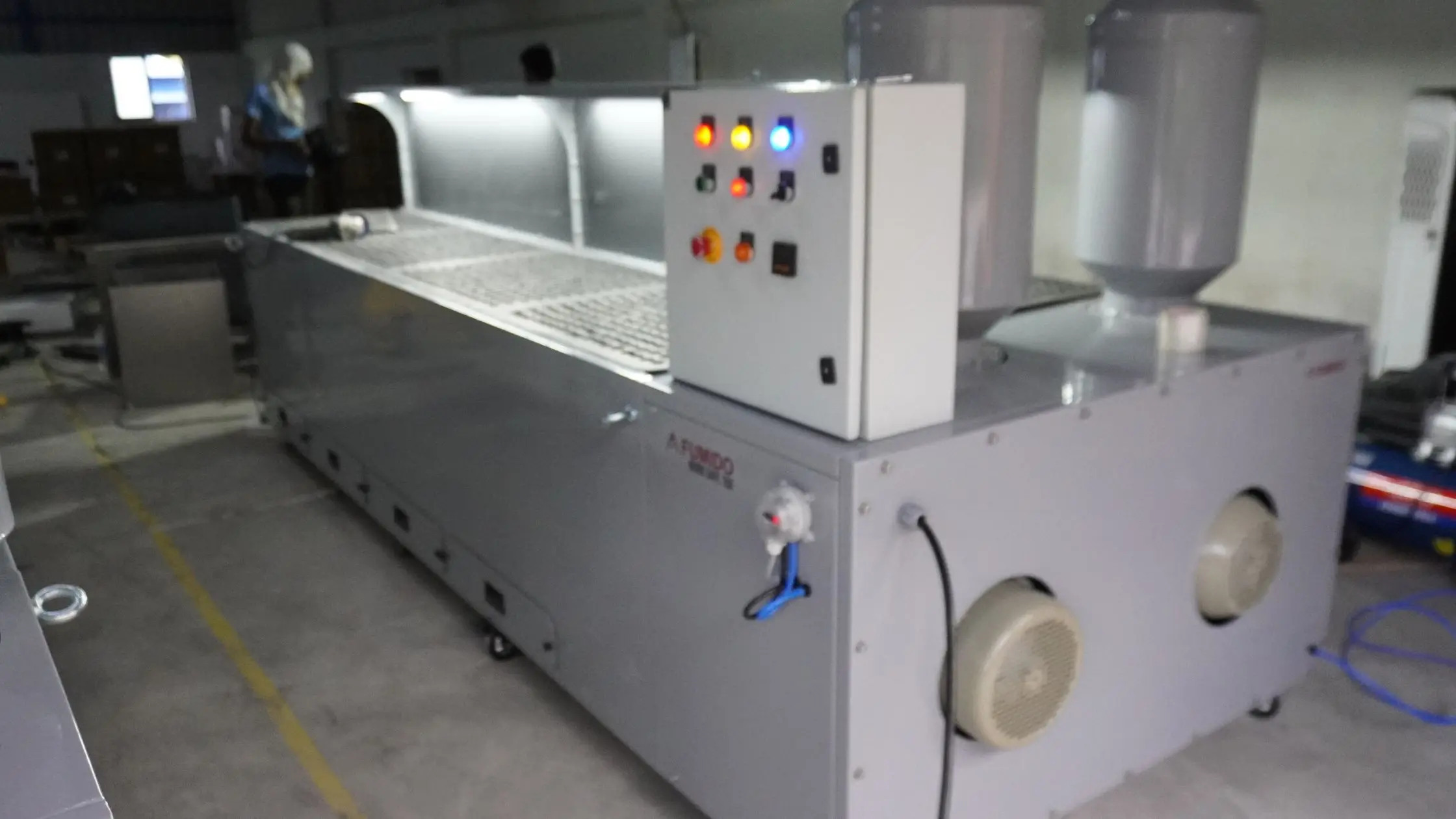 Downdraft Tables: A Versatile Solution for Clean and Safe Work Environments